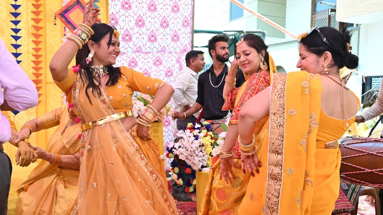 Haldi Waala Dance | Wedding Dance Video | Dholi Dance | Dance Masti ...