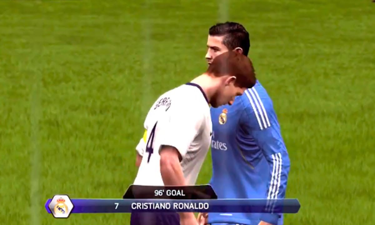 Gerrard Headbutts Ronaldo | Funny FIFA Fails! - YouTube