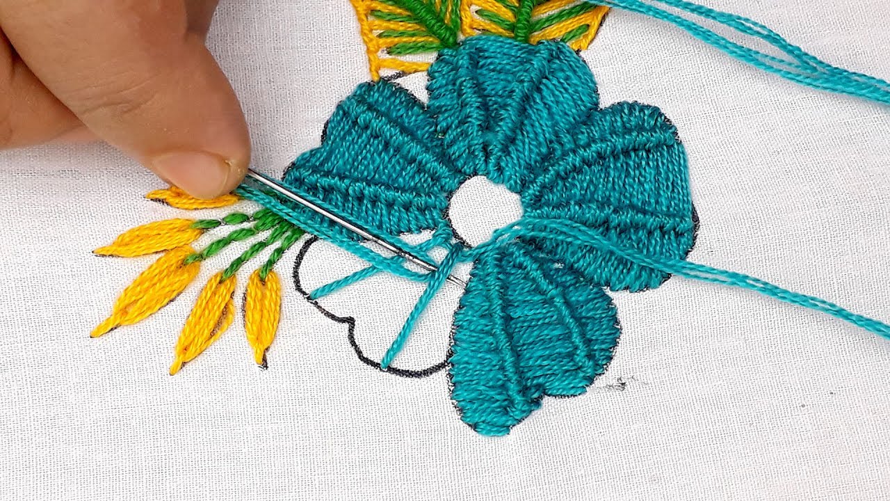 Hand embroidery Spider stitch design | Spider stitch tutorial - YouTube