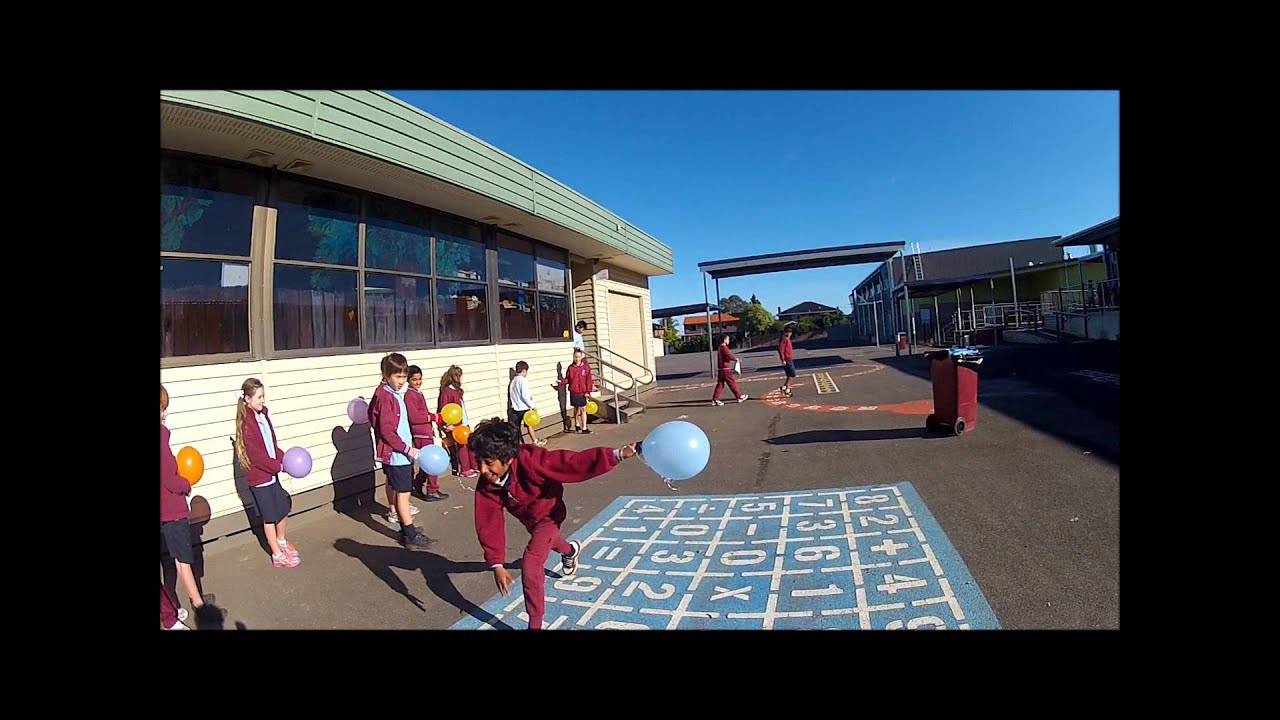 Mount Waverley Primary School 2013 Family Fun Day - YouTube