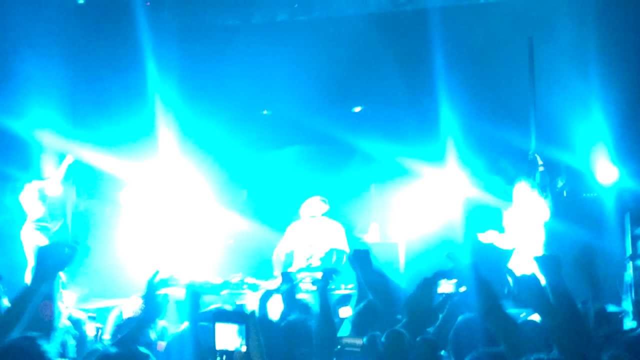 Borgore - Kyoto/Crush On You @ World War 3 Tour Chicago - YouTube