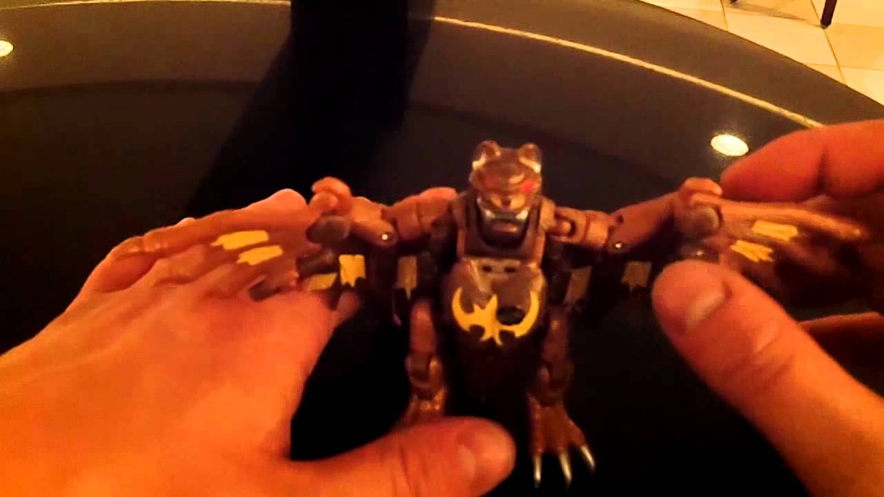 Guerrilla Reviews at Botcon: Beast Wars Mutants Soundwave - YouTube