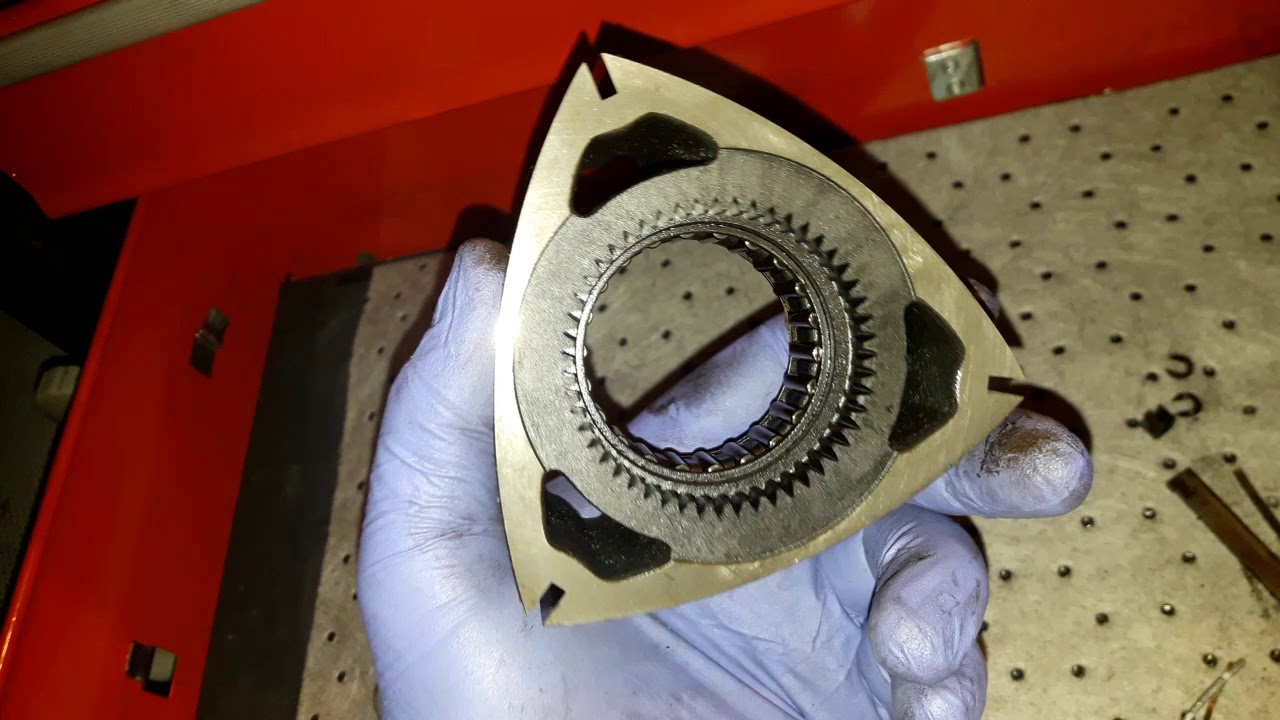 Demontaż i oględziny silnika Sachs KM-3 (Wankel rotary engine). - YouTube