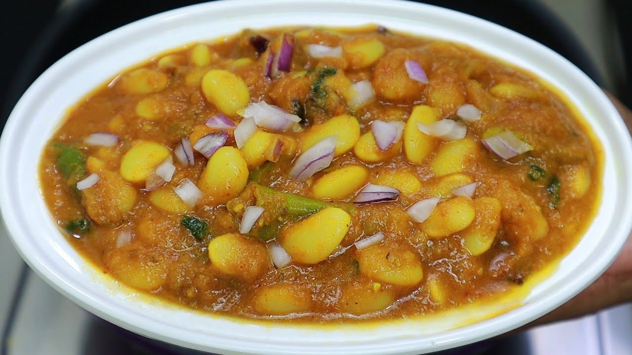 പയർ കറി | Vella Payar curry | White peas roast | Kadala Curry | Channa ...