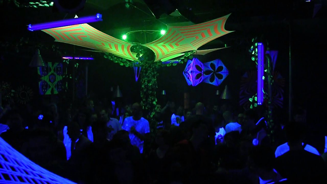Audio City 2013 - Psytrance Stage - PsySutra Live - YouTube