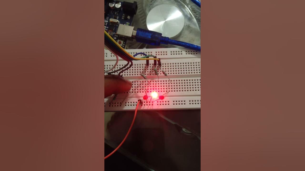 Pin change interrupt on arduino uno - YouTube