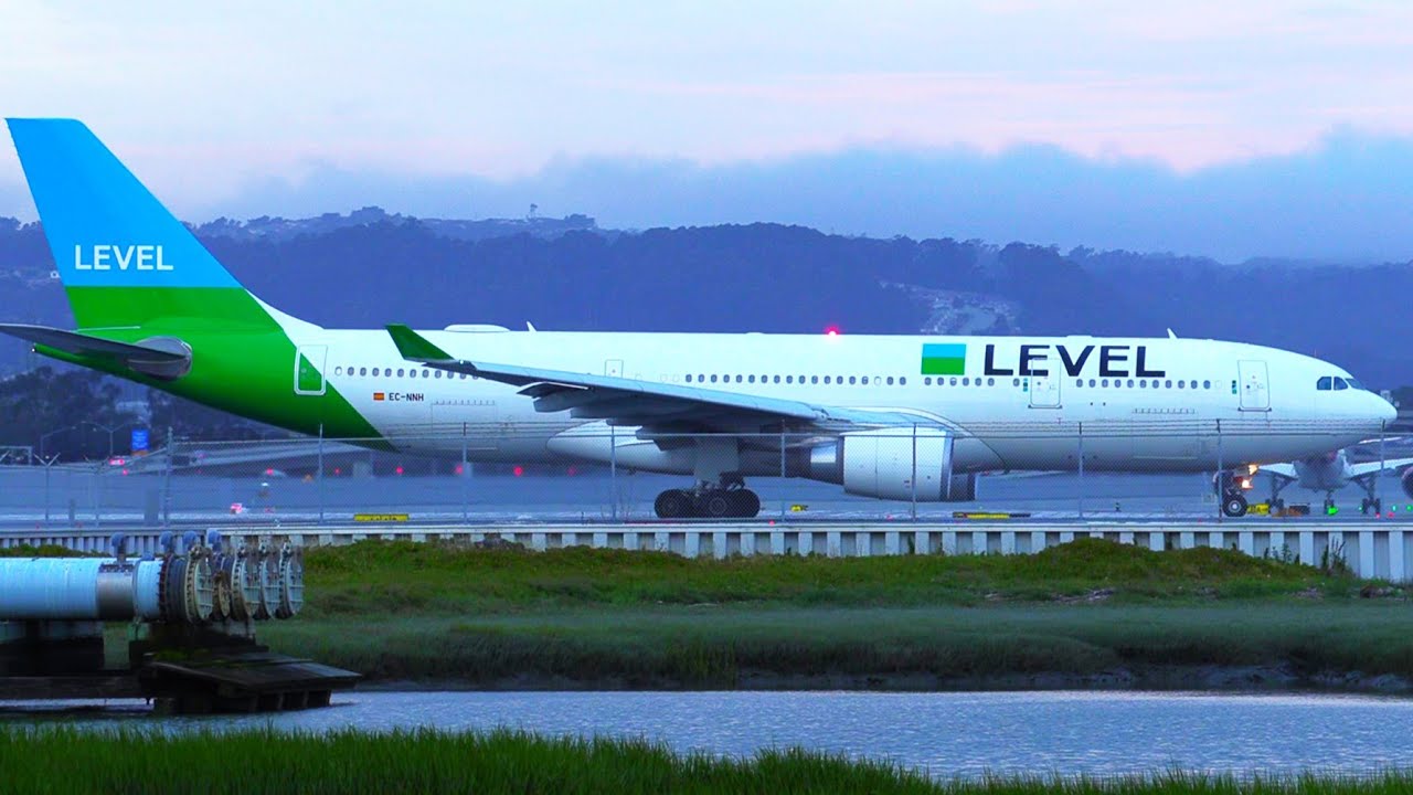 LEVEL Airbus A330 Takeoff San Francisco to Barcelona I Plane Spotting ...