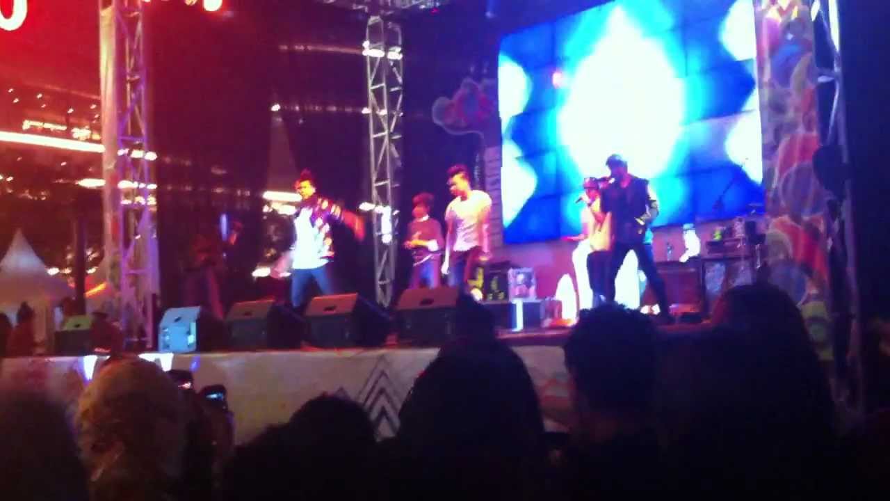SMASH Ahh Koreaholic Central Park 15 Juli 2012 - YouTube