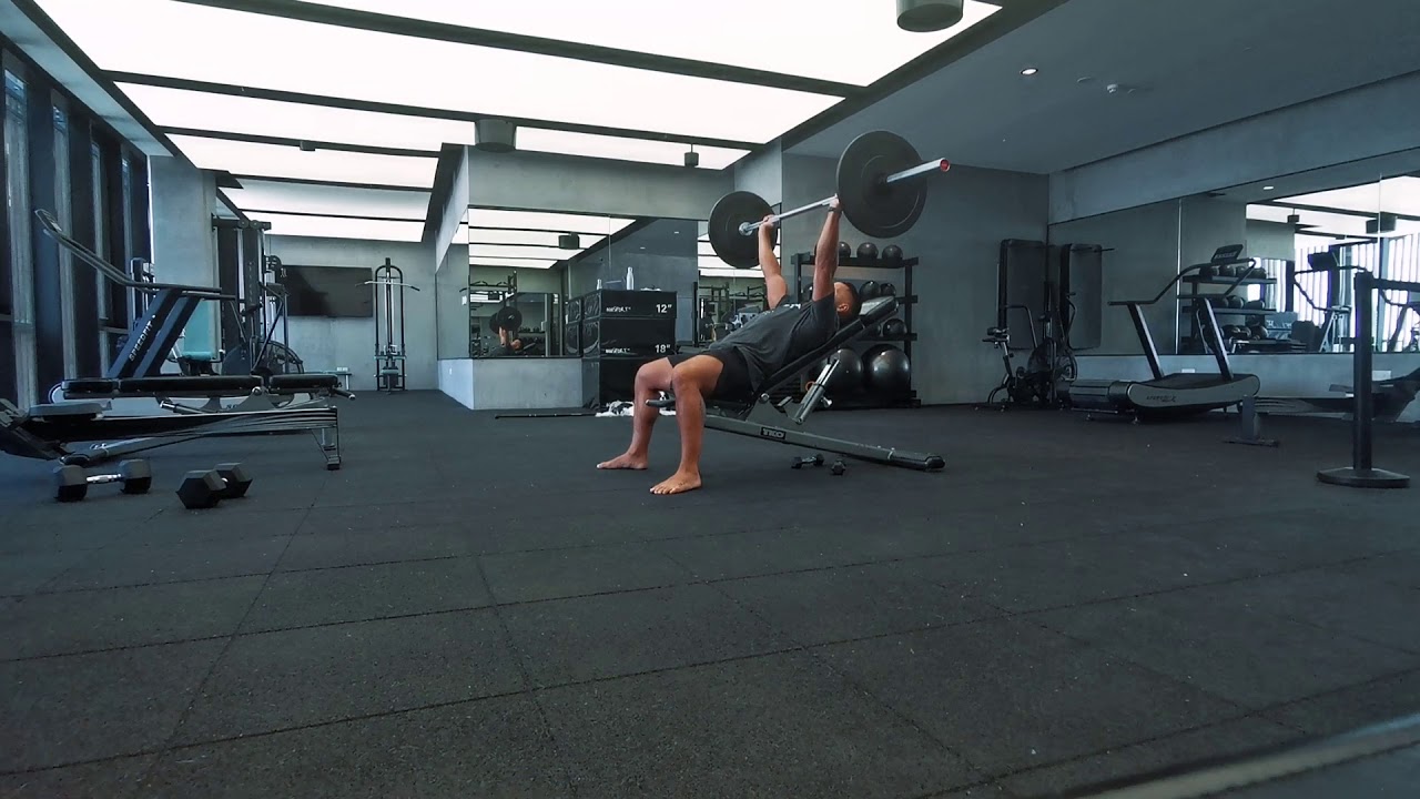 Incline BB bench press - YouTube