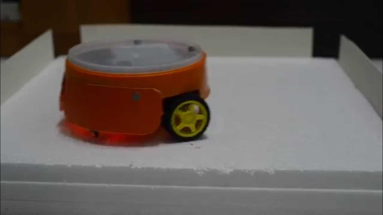 v-bot the robot vacuum cleaner by using arduino uno - YouTube