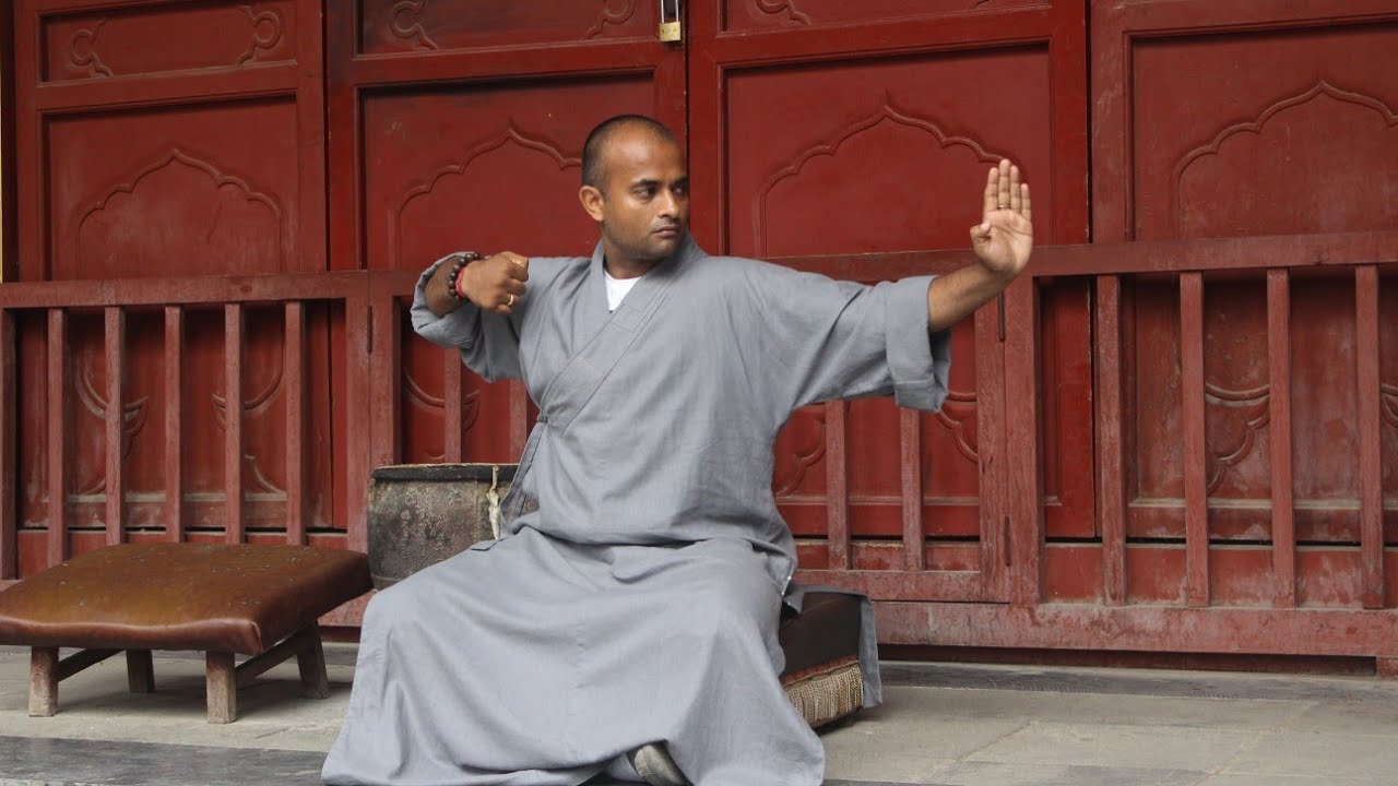 Shaolin Qigong for Longivity and healing. - YouTube