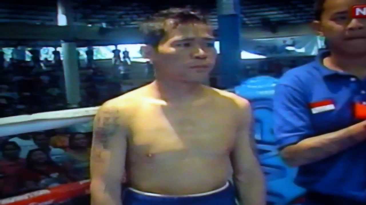 Denver Cuello vs Kid Suryana / National Anthem - YouTube