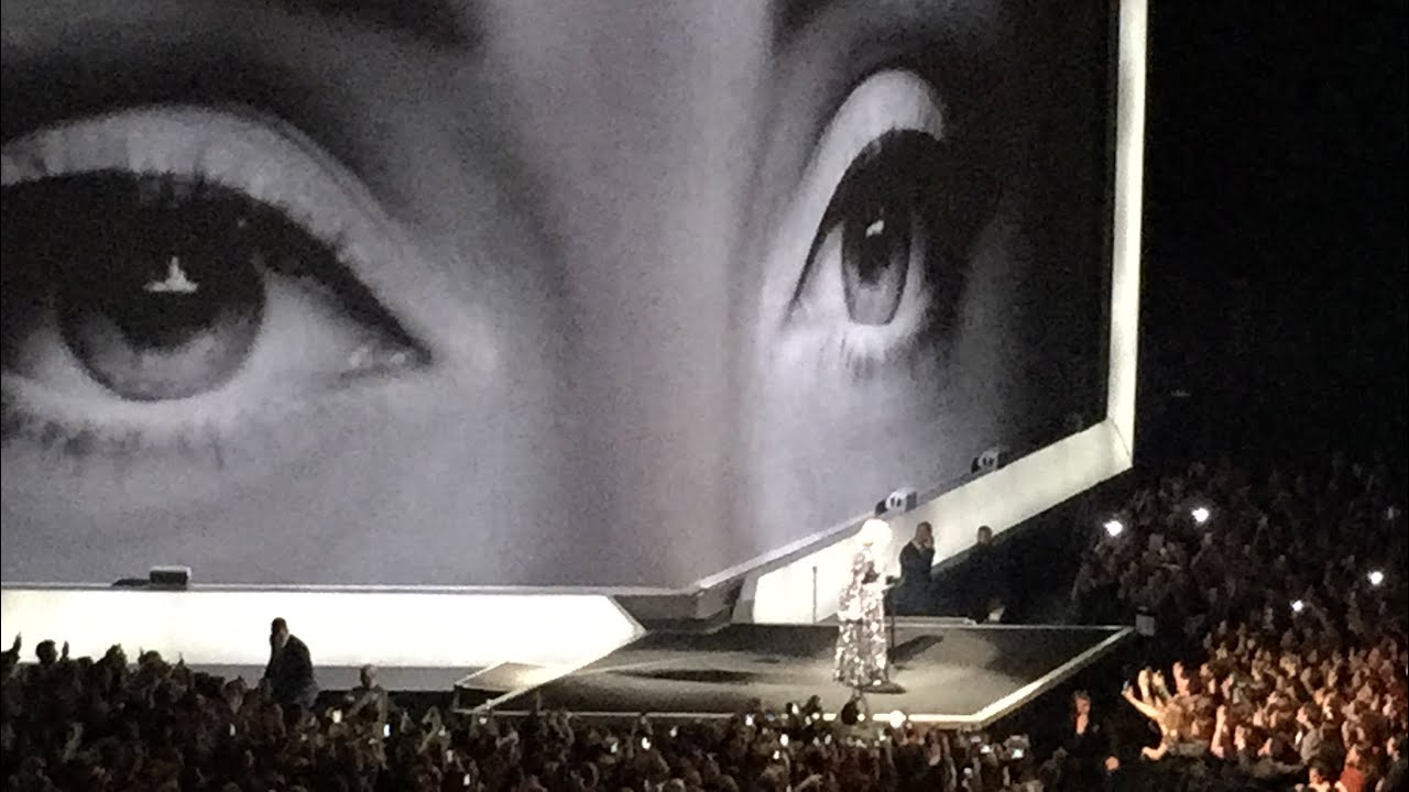Adele - Hello [25 Tour, Dublin, 4th March 2016] - YouTube