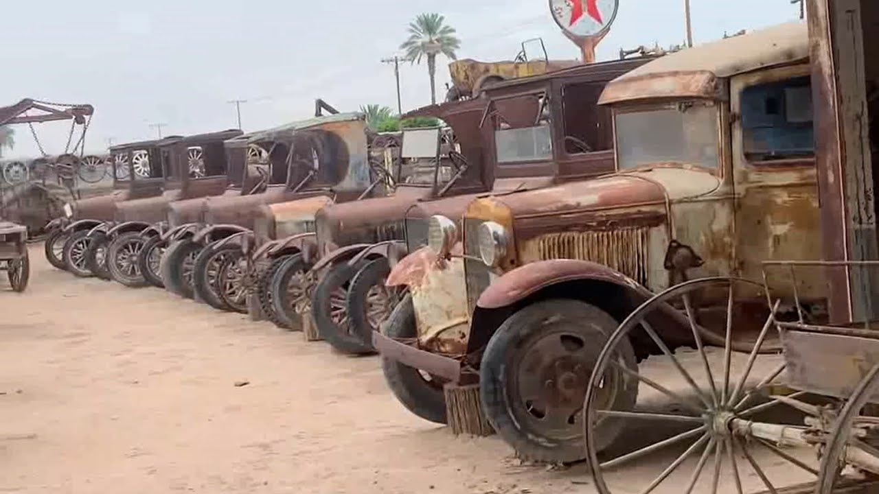 300+ CAR BARN FIND: Greatest 'Ford Model T's and Model A's' Collection ...