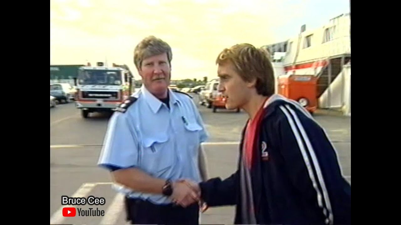 Promo 2003 World Famous Timaru, Jason Gunn TV2 VHS - YouTube