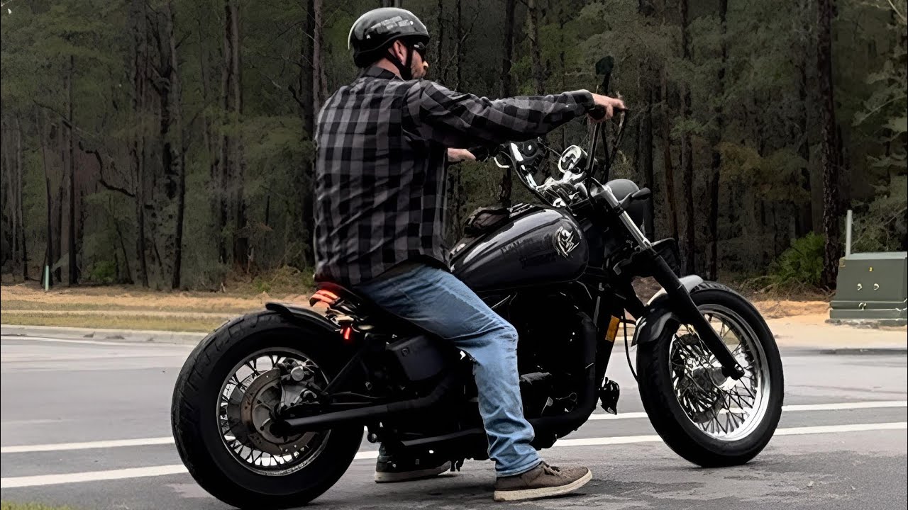 ‘96 Honda VT1100 Bobber build and cruise - YouTube