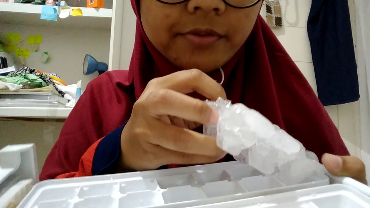 ASMR ICE | crushed ice cube again - YouTube