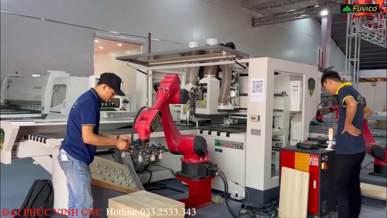 MÁY MÓC LÀM NỘI THẤT CÔNG NGHIỆP HIỆN ĐẠI cung cấp bởi ĐẠI PHÚC VINH CNC tại VIETBUILD 2022 ...