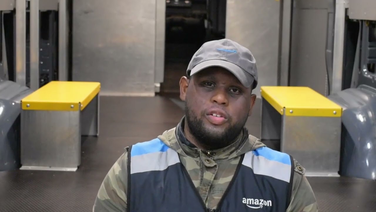 Working for amazon be like - YouTube