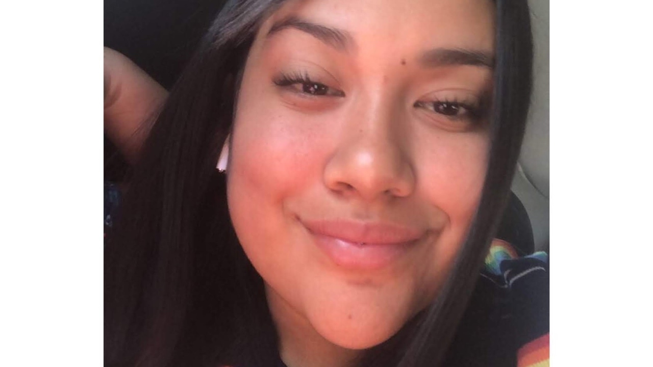 Melissa Salgado Live Stream - YouTube