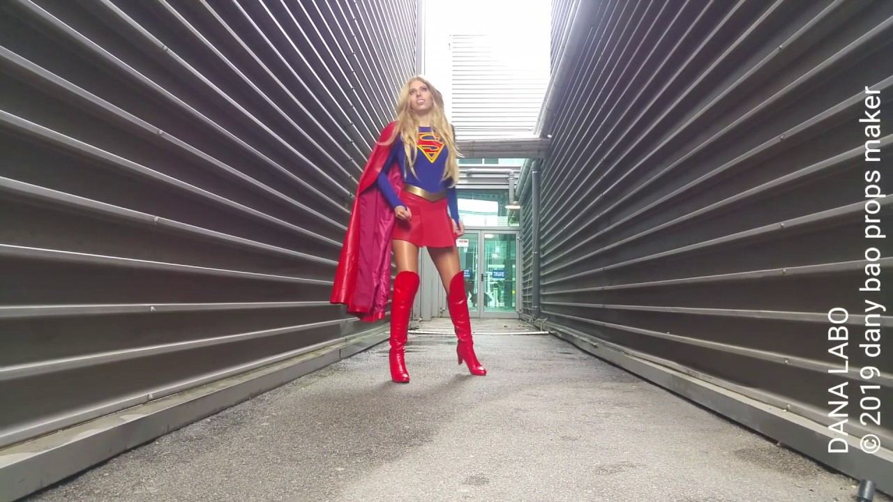 DANY BAO vs DANA LABO super girl the best costume replica cosplay over ...