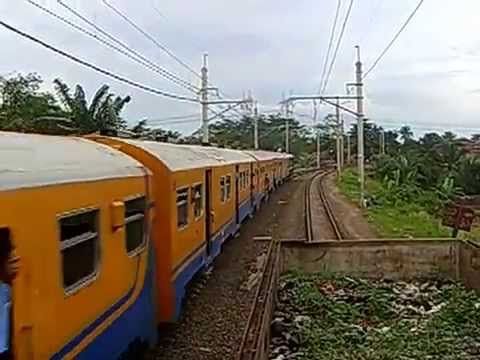 BB304-24 Merah KA Patas Merak + KLB Rel - YouTube