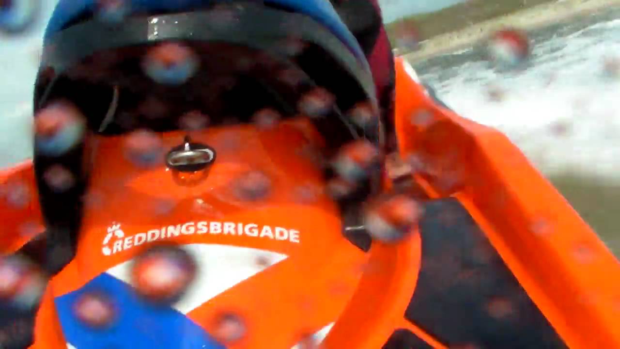 Reddingsbrigade castricum - waterscooter testen 3 - YouTube