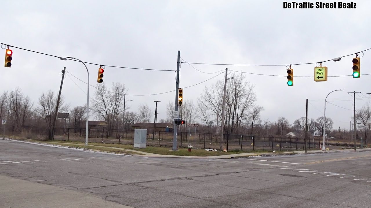 Traffic Lights & Advance Flashing Left Turn Signals | Caniff & I-75 ...