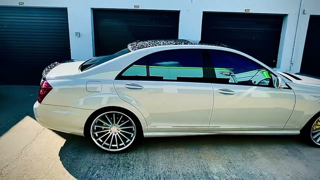 08 Mercedes S550 on 22s - YouTube