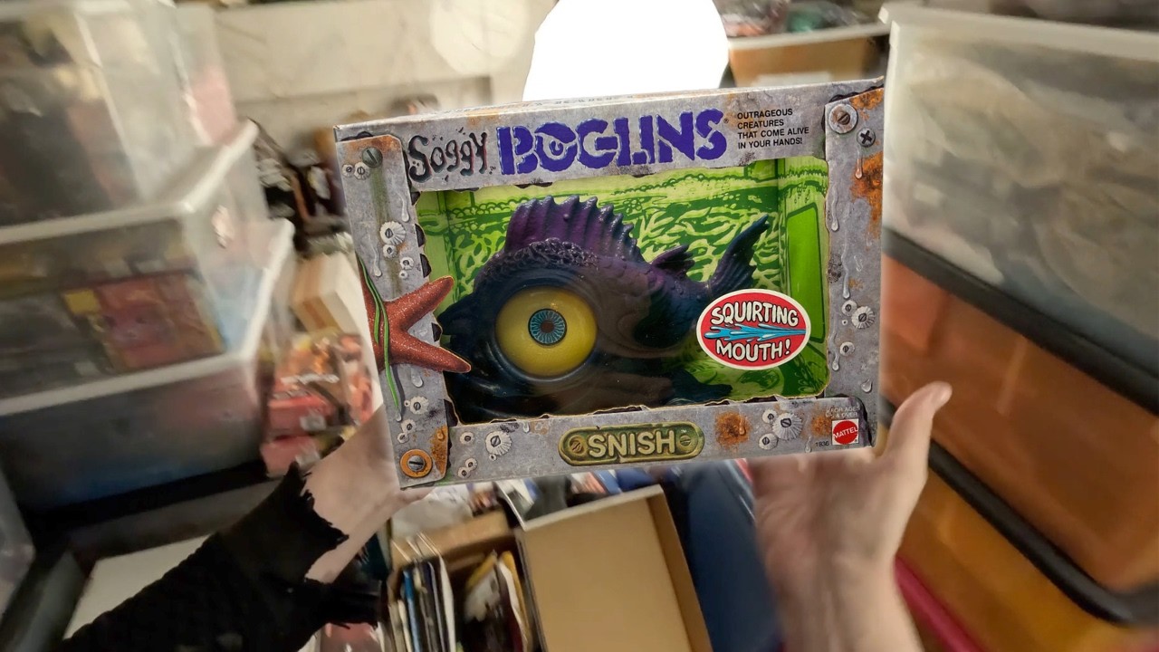 Unboxing: Soggy Boglin & Random Action Figures: Part 196 - YouTube