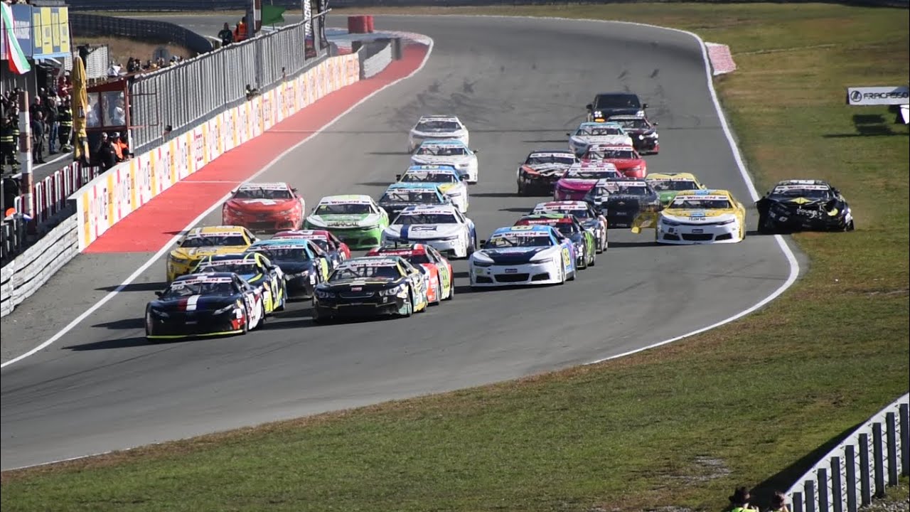 Nascar Whelen Euro Series - Nascar 2 Final Start Grobnik - YouTube