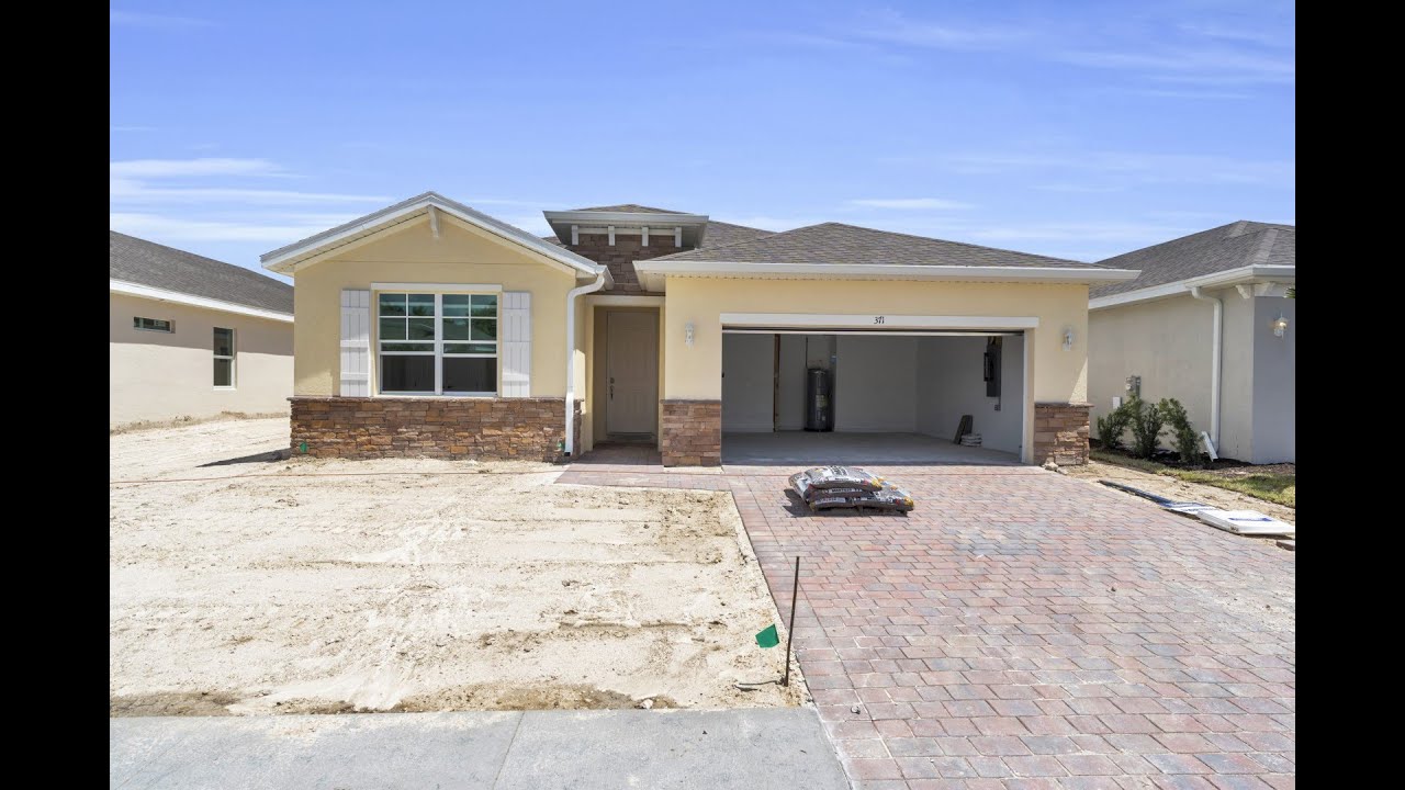 371 Spring Hill Lake Loop Cape Coral, FL | ColdwellBankerHomes.com ...