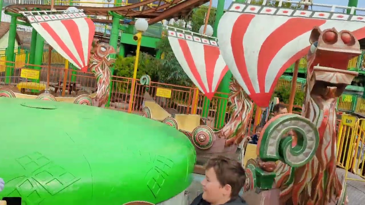Viking Boats Ride At Adventure Island, Southend On Sea - YouTube