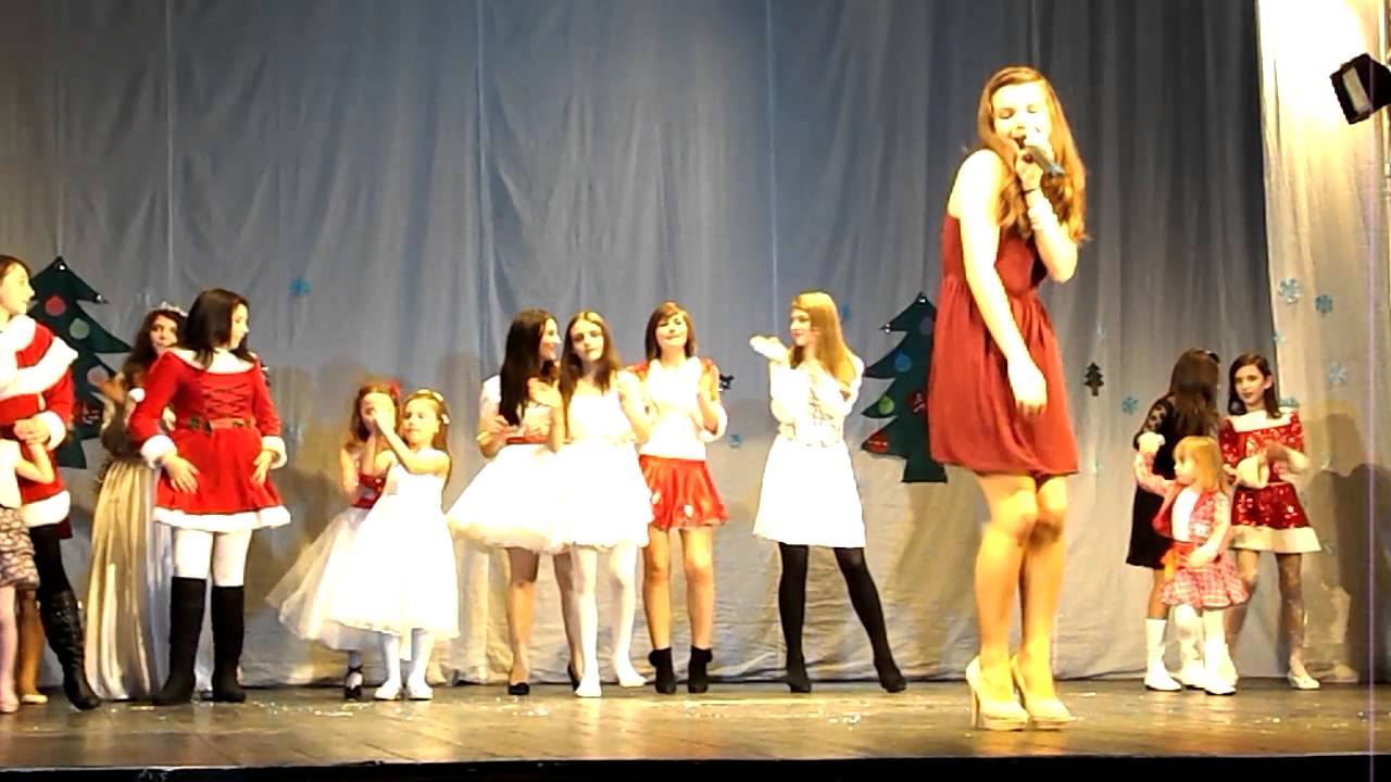 Ana Maria Bucsa-This Christmas(Christina Aquilera)live - YouTube