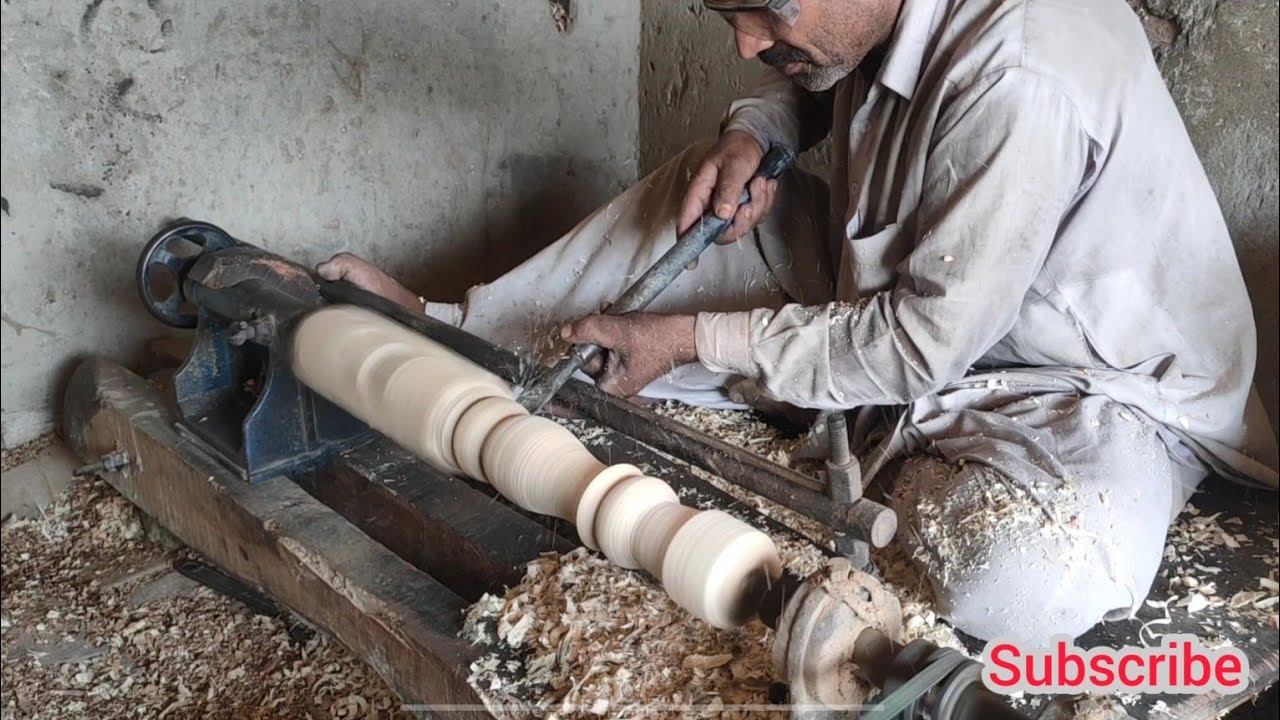 How Cot Legs Turning? Wooden lathe Machine/Beautiful Cot Leg Design in ...