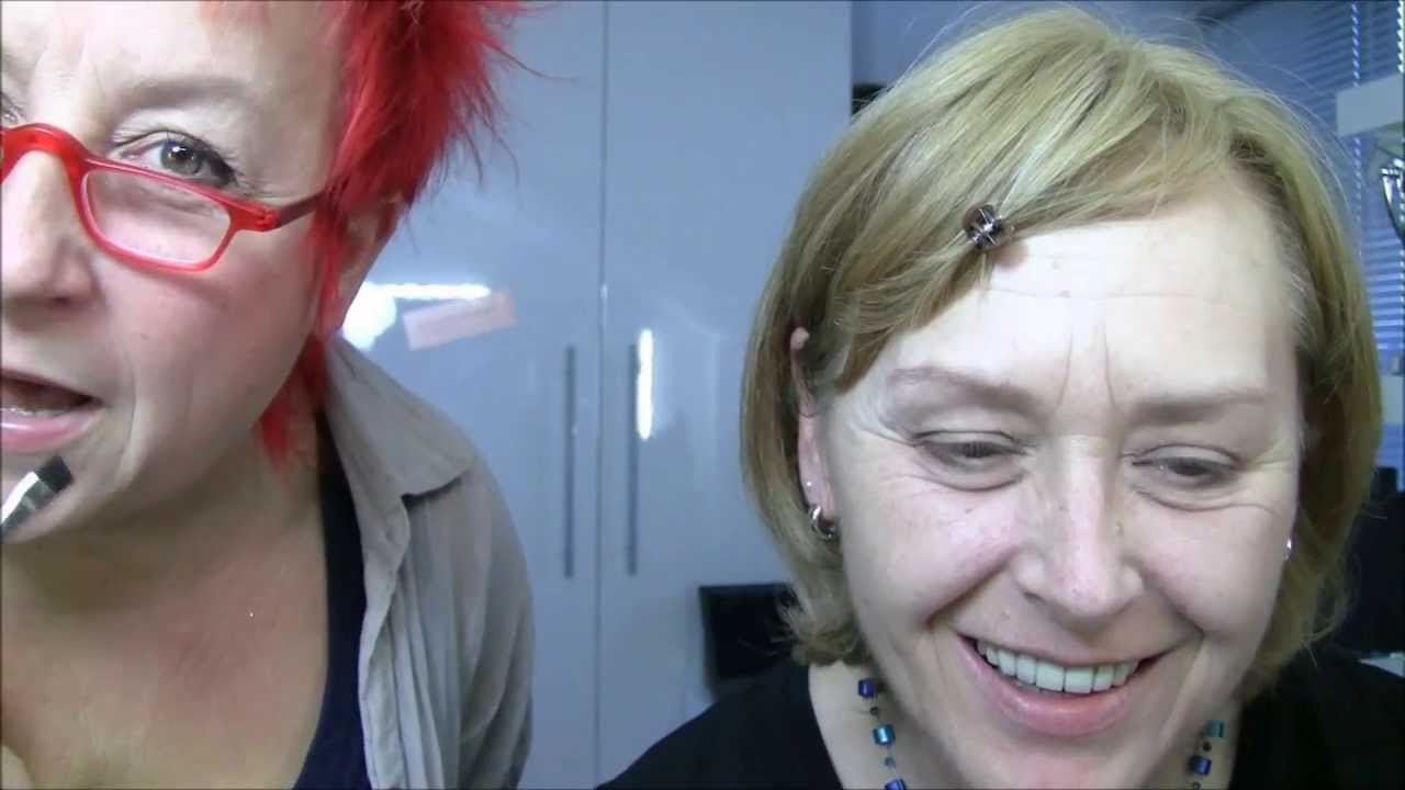 Silverwoman Schlupflid 1 - YouTube