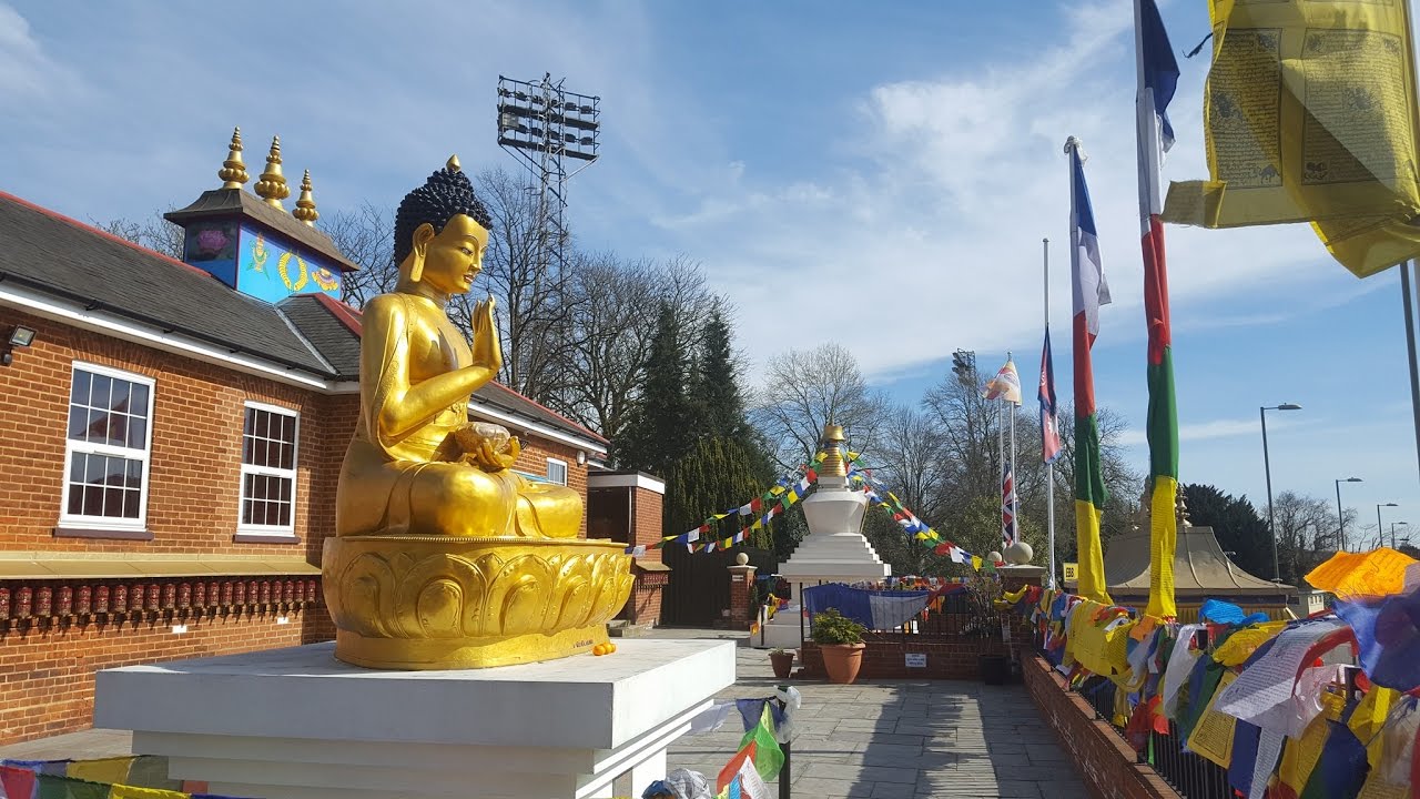 9th Gakar Rinpoche at the BCCUK, Aldershot , UK - YouTube