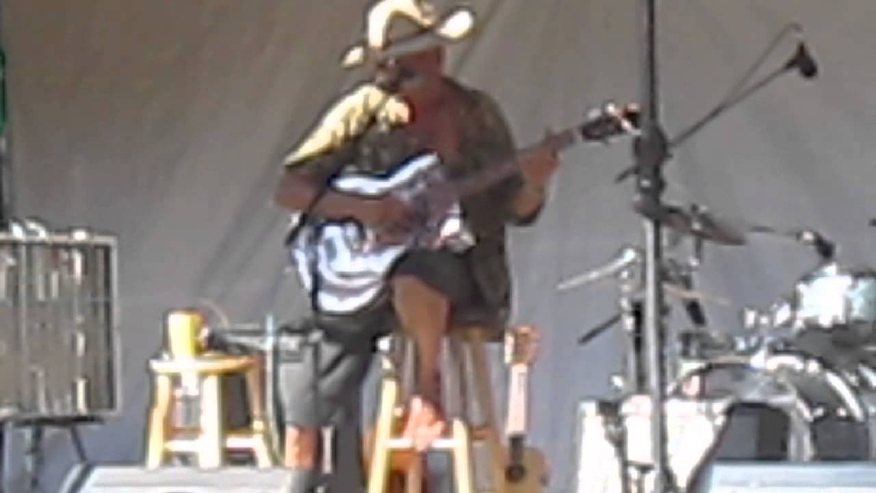 Bruce Everett ~ " Highway of Tears" (copyright) - YouTube