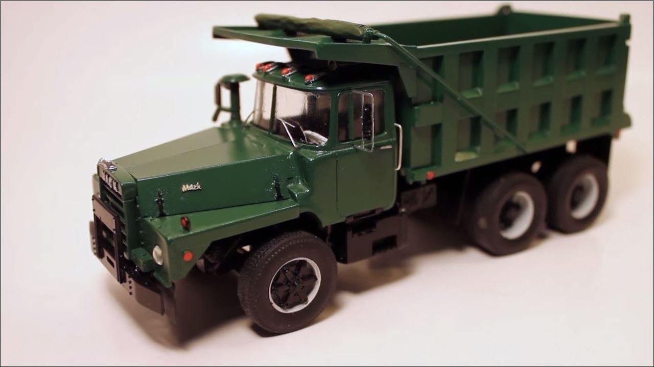 1/50 Dans Models (MIM) Mack DM800 - YouTube