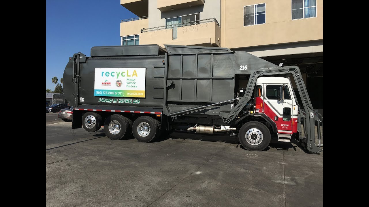 RecycLA Franchise Zones: Universal Waste Systems - YouTube