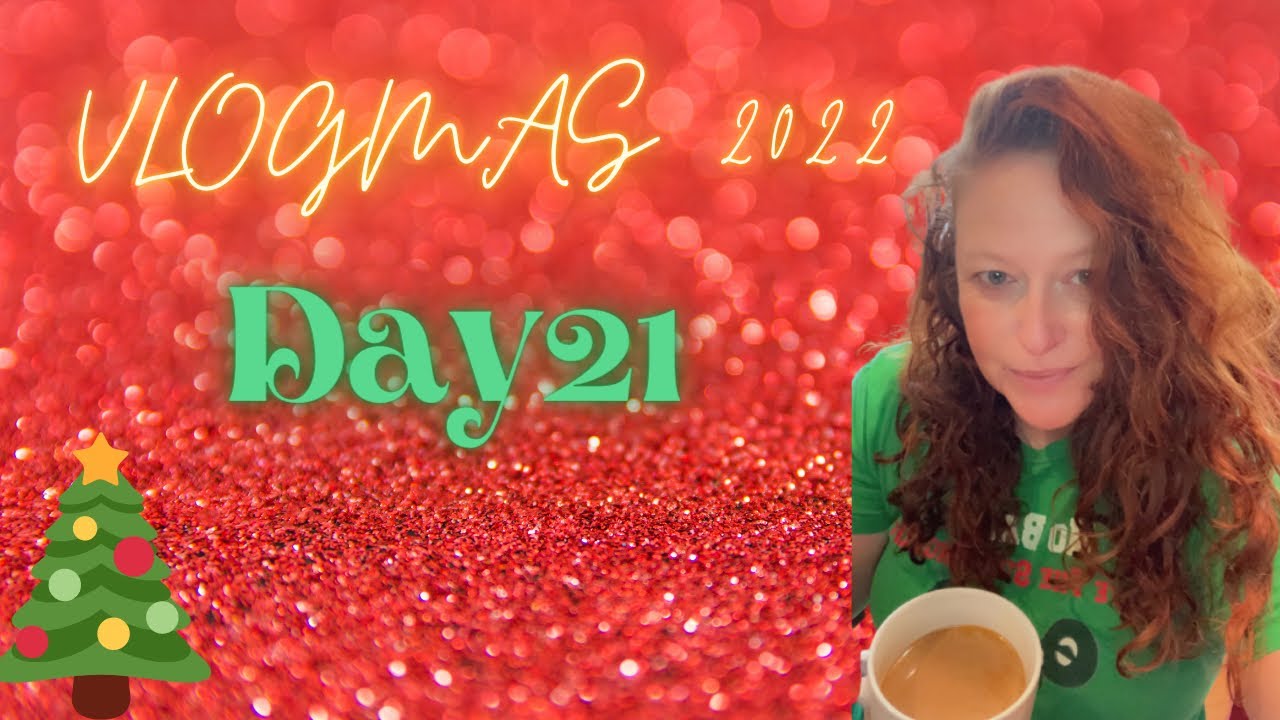 VLOGMAS 21/// HOLLY JOLLY YOUTUBE TAG//// #vlogmas - YouTube