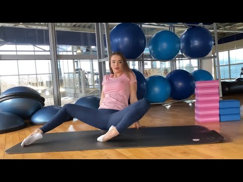 Yoga stretch Middle Splits | Stretching and Gymnastics training ...