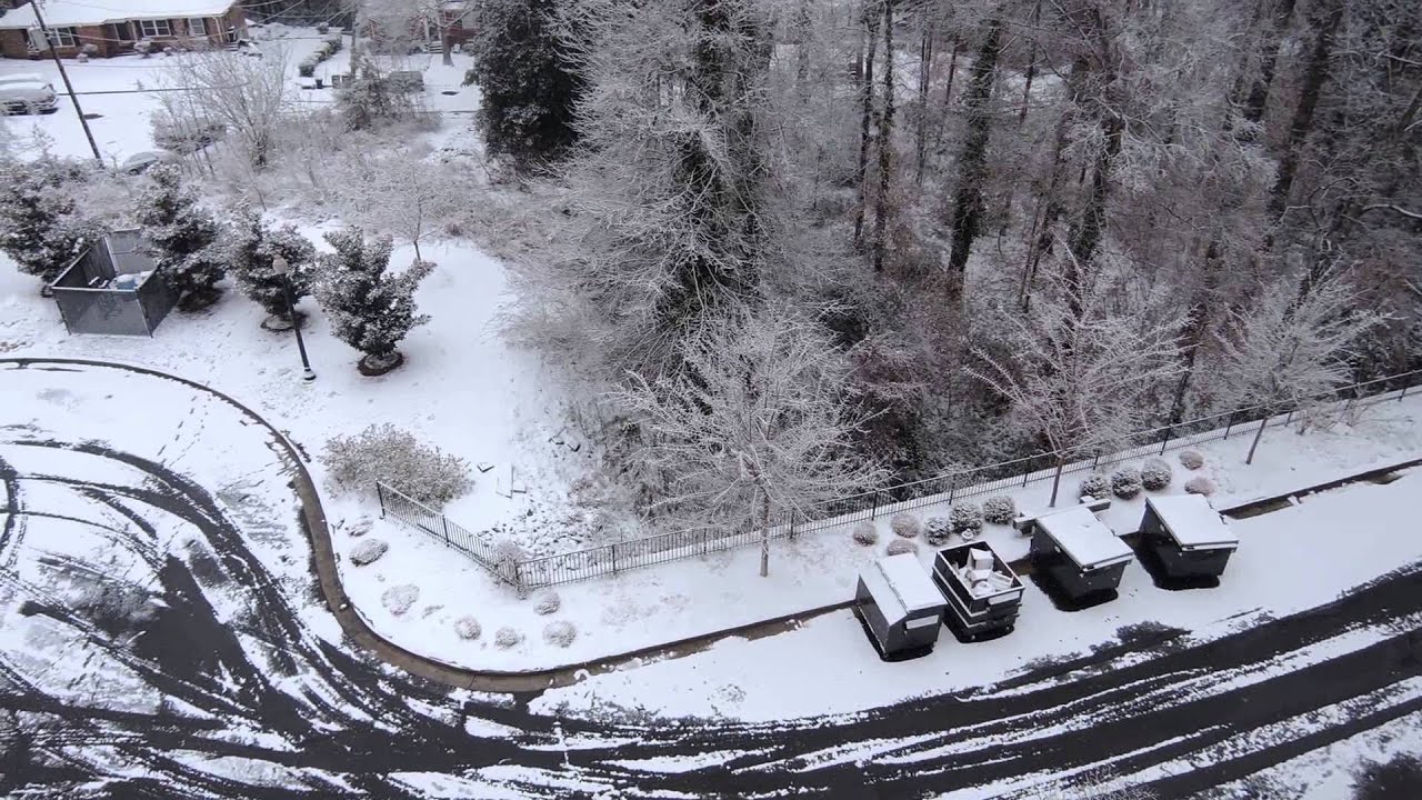 Snow in Atlanta 1 / 3 - YouTube