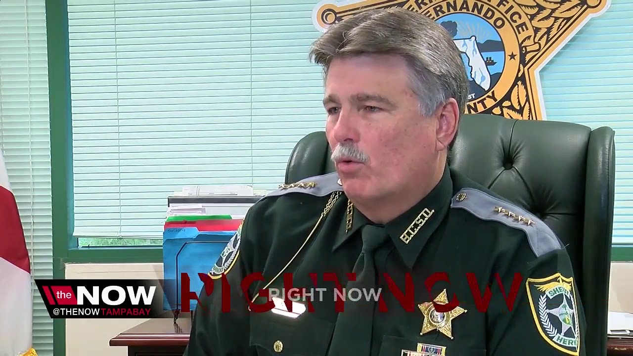 Detective in custody following SWAT standoff - YouTube