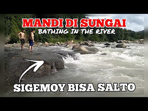 MANDI DI SUNGAI CIBERANG BANTEN SI GEMOY SALTO || SUASANA ALAM PEDESAAN