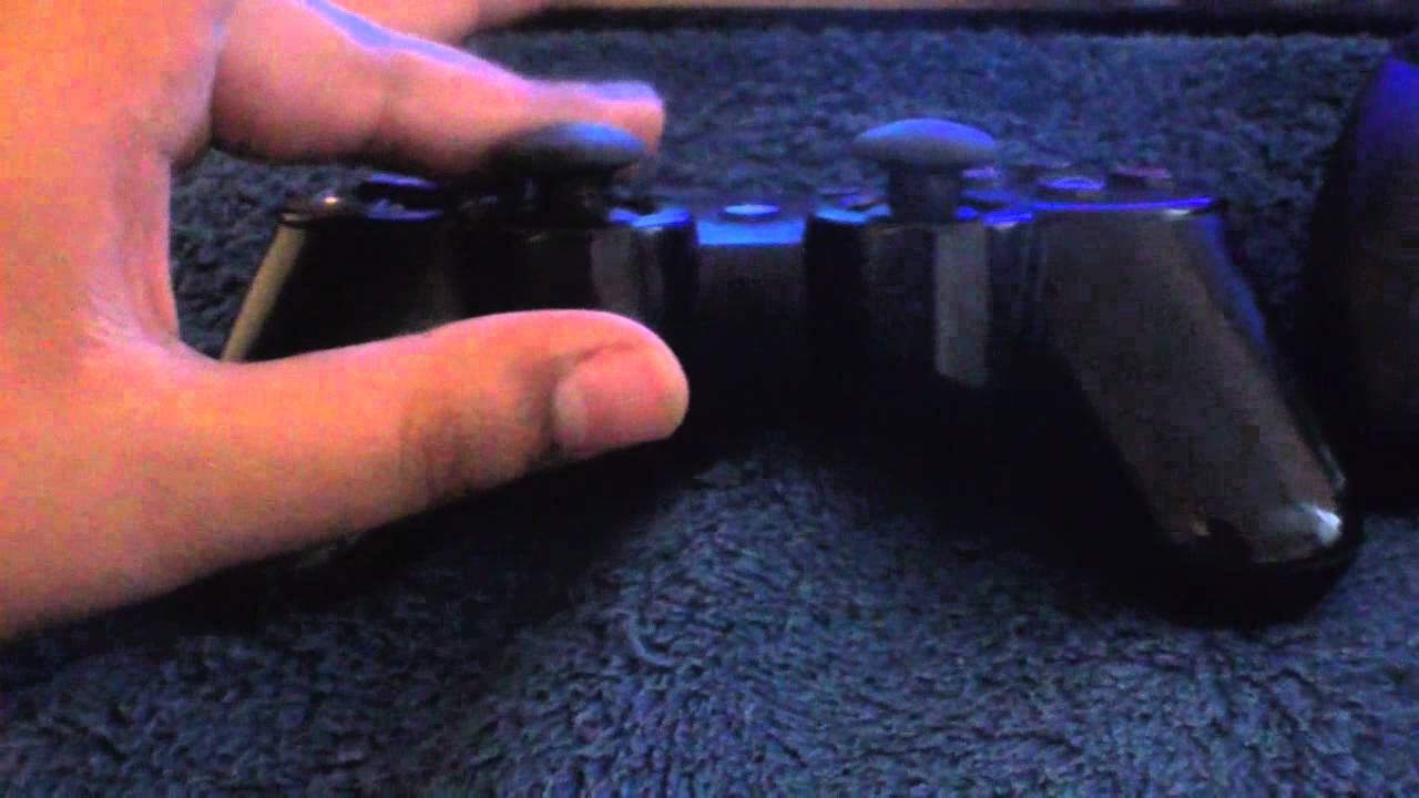 Xbox 360 Controller Vs. Ps3 Controller - YouTube