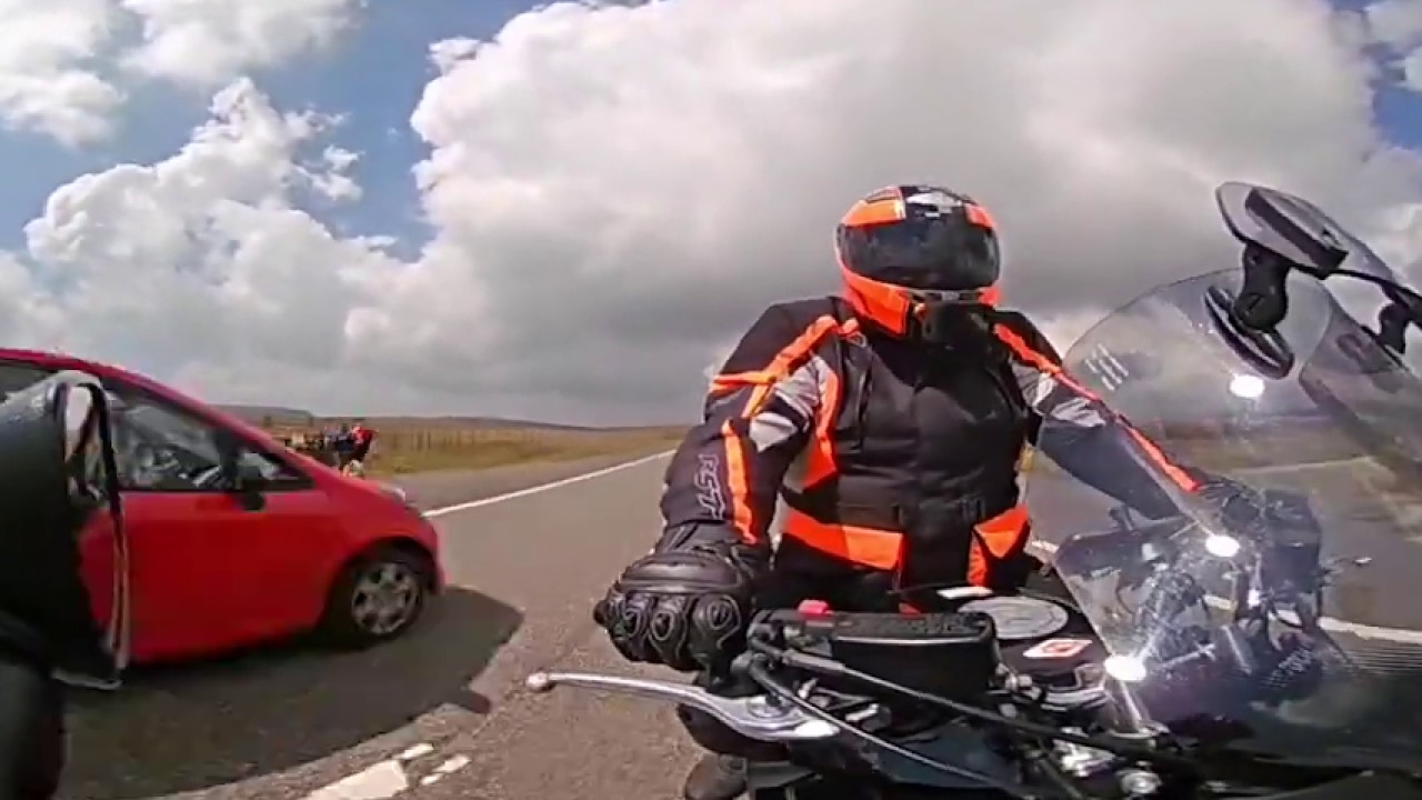 360 degree run along the Snake Pass - YouTube