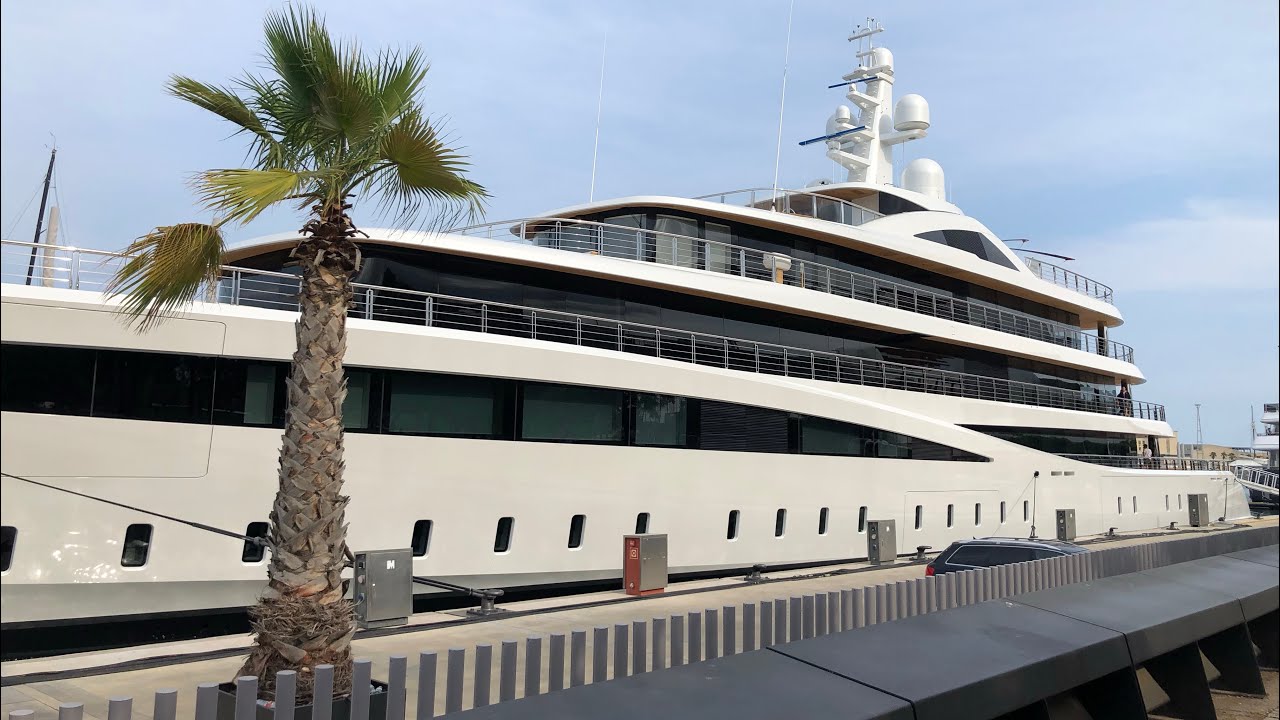 Robert Mercer Yacht