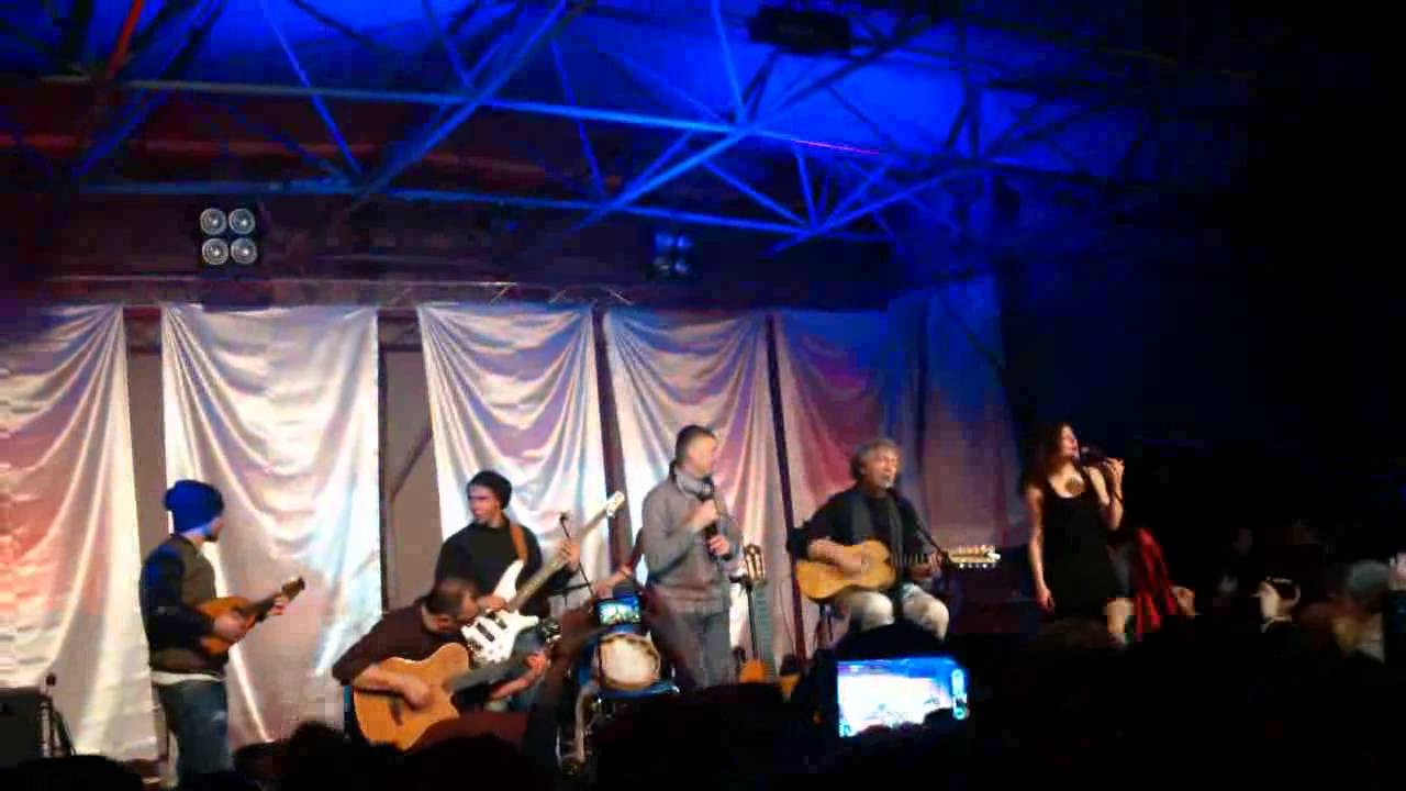 Eugenio Bennato feat Discede - YouTube