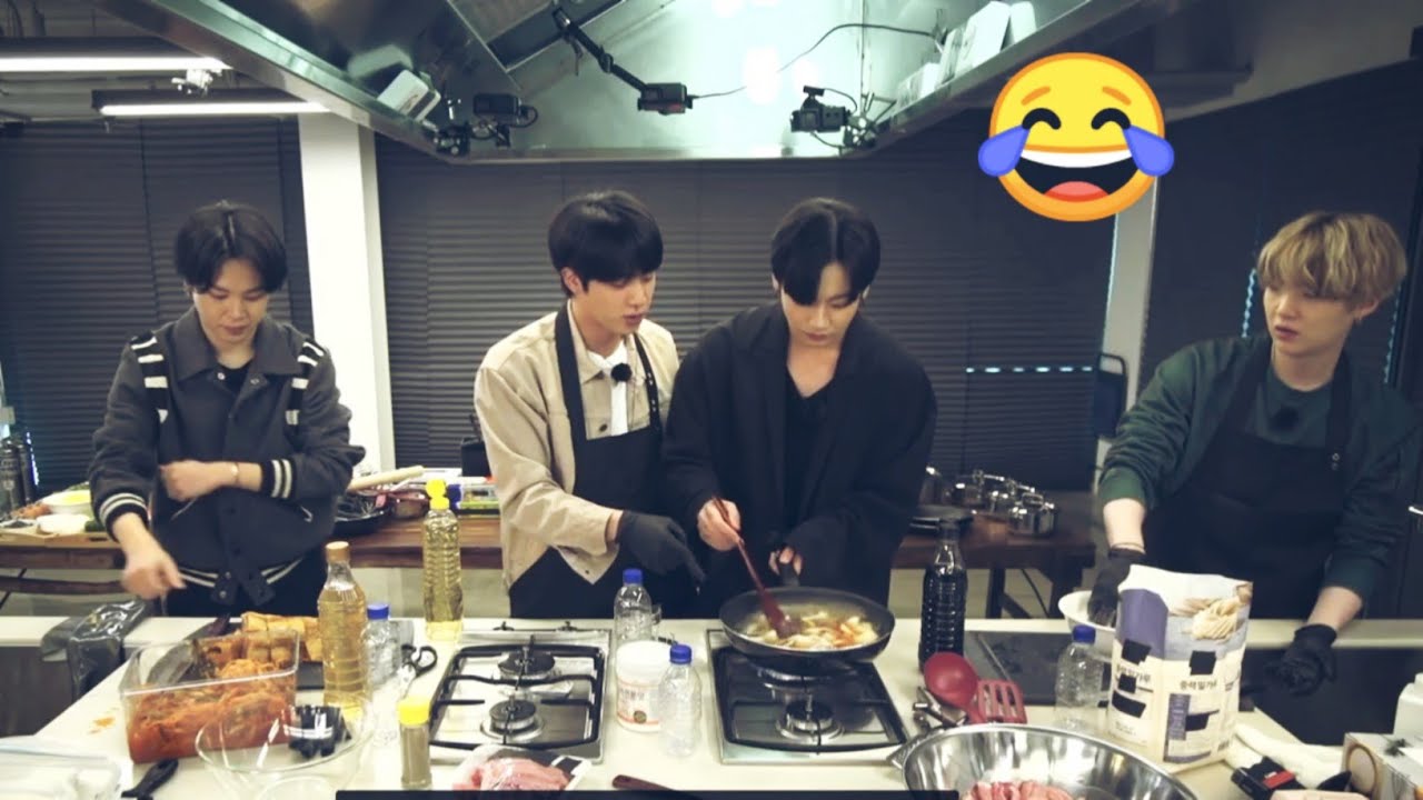 Kehebohan bts saat lomba memasak!!Jin&Suga panik😄 - YouTube